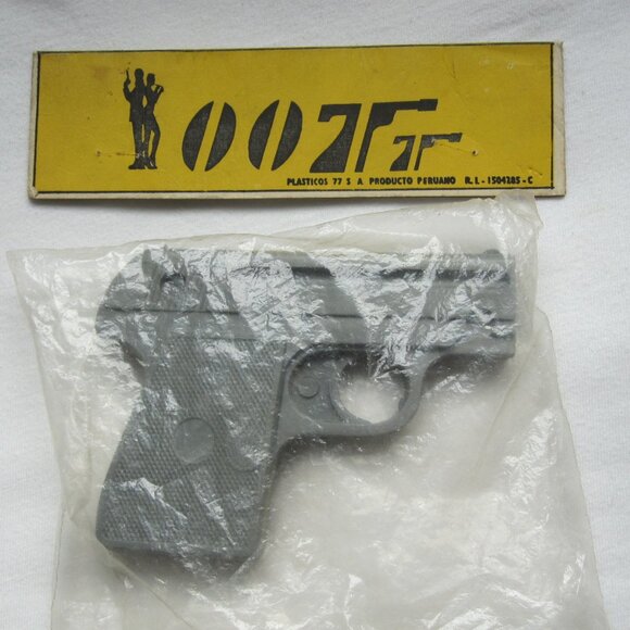 Toys | Old 07 James Bond Walther Pp77 Toy Gun W Orig Packaging | Poshmark